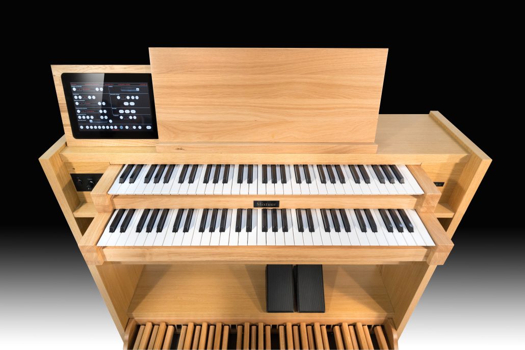 Find your new keyboard organ at Mixtuur