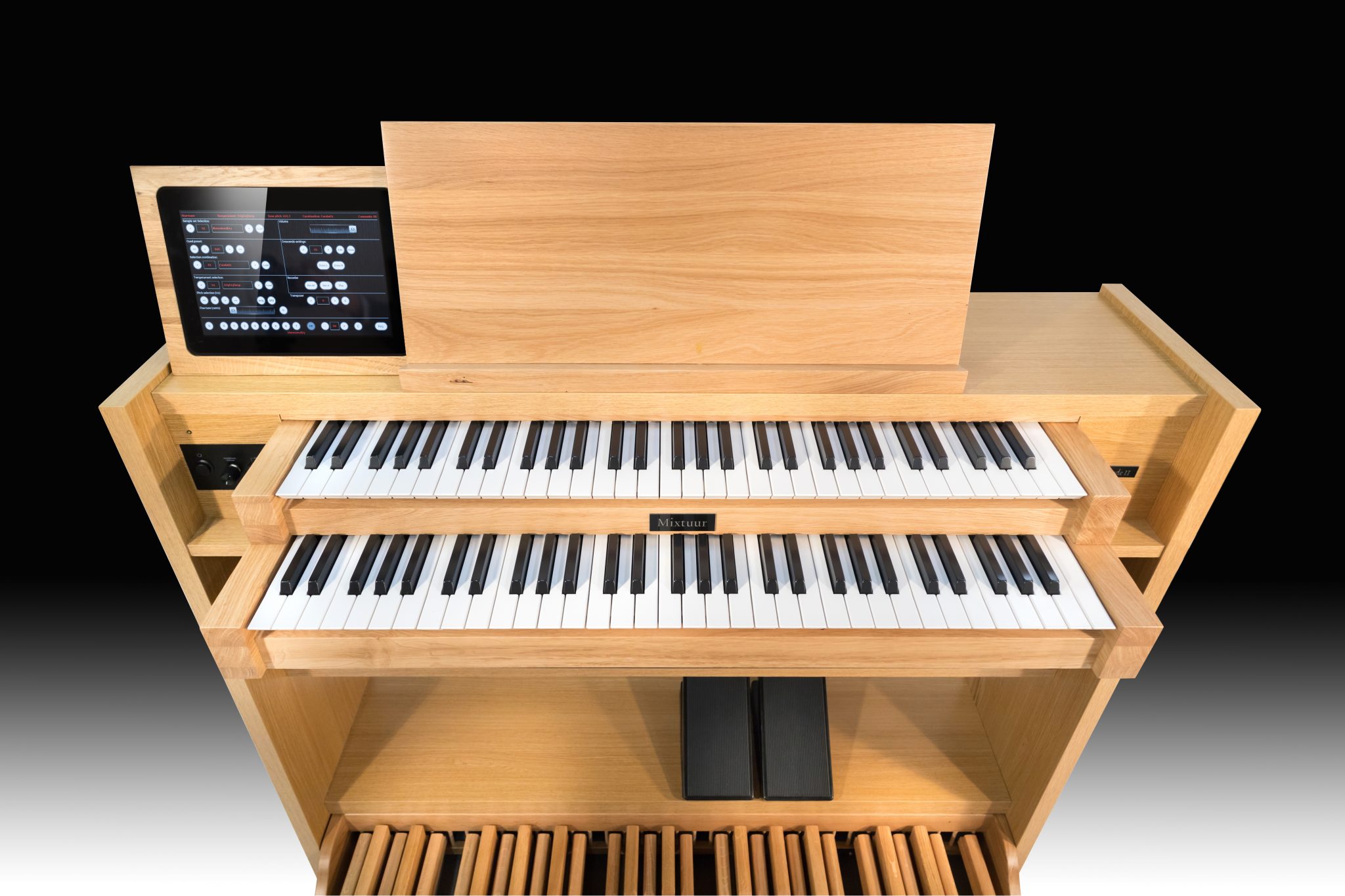 Find your new keyboard organ at Mixtuur