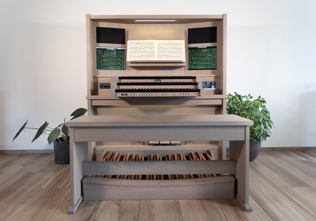 Are you interested in a custom-made organ? Read more about Mixtuur